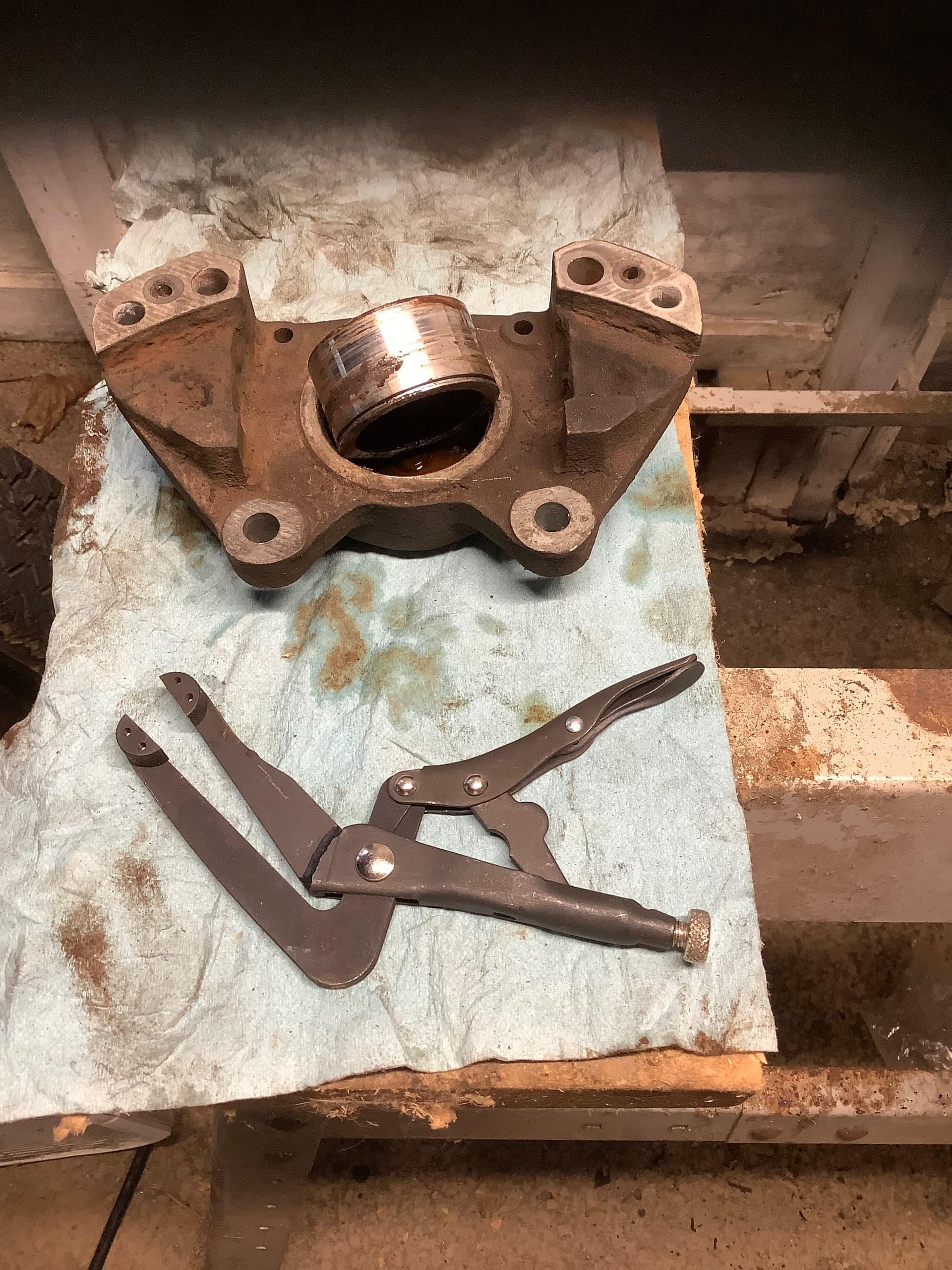Next level advice on brake caliper disassembly - E-Type - Jag-lovers Forums