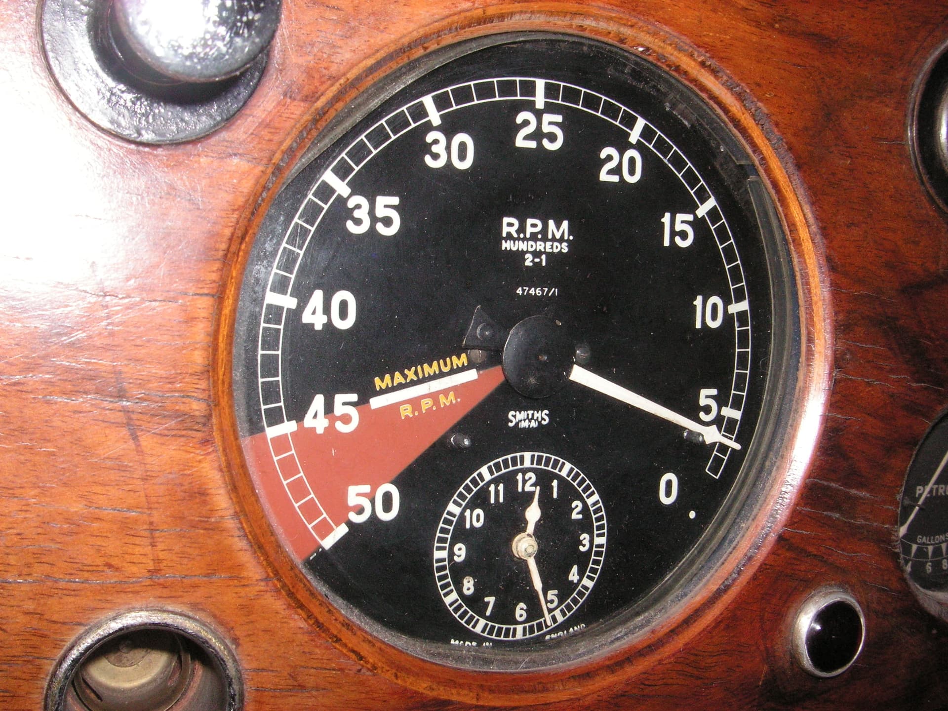 Roof bars ? and speedo drive - Pre-XK - Jag-lovers Forums