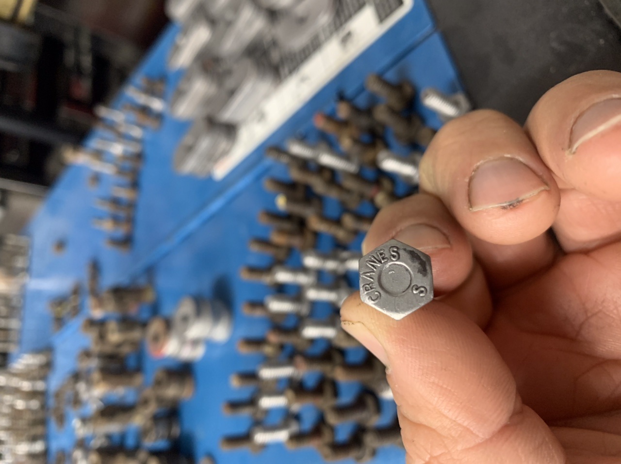 Bonnet Bolts - Different Manufactures - E-Type - Jag-lovers Forums