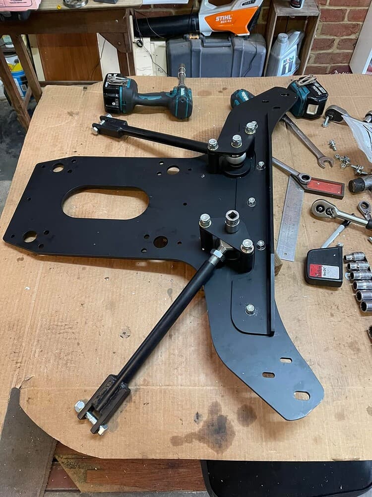 Thoughts on this, Clive? - rear suspension - E-Type - Jag-lovers Forums