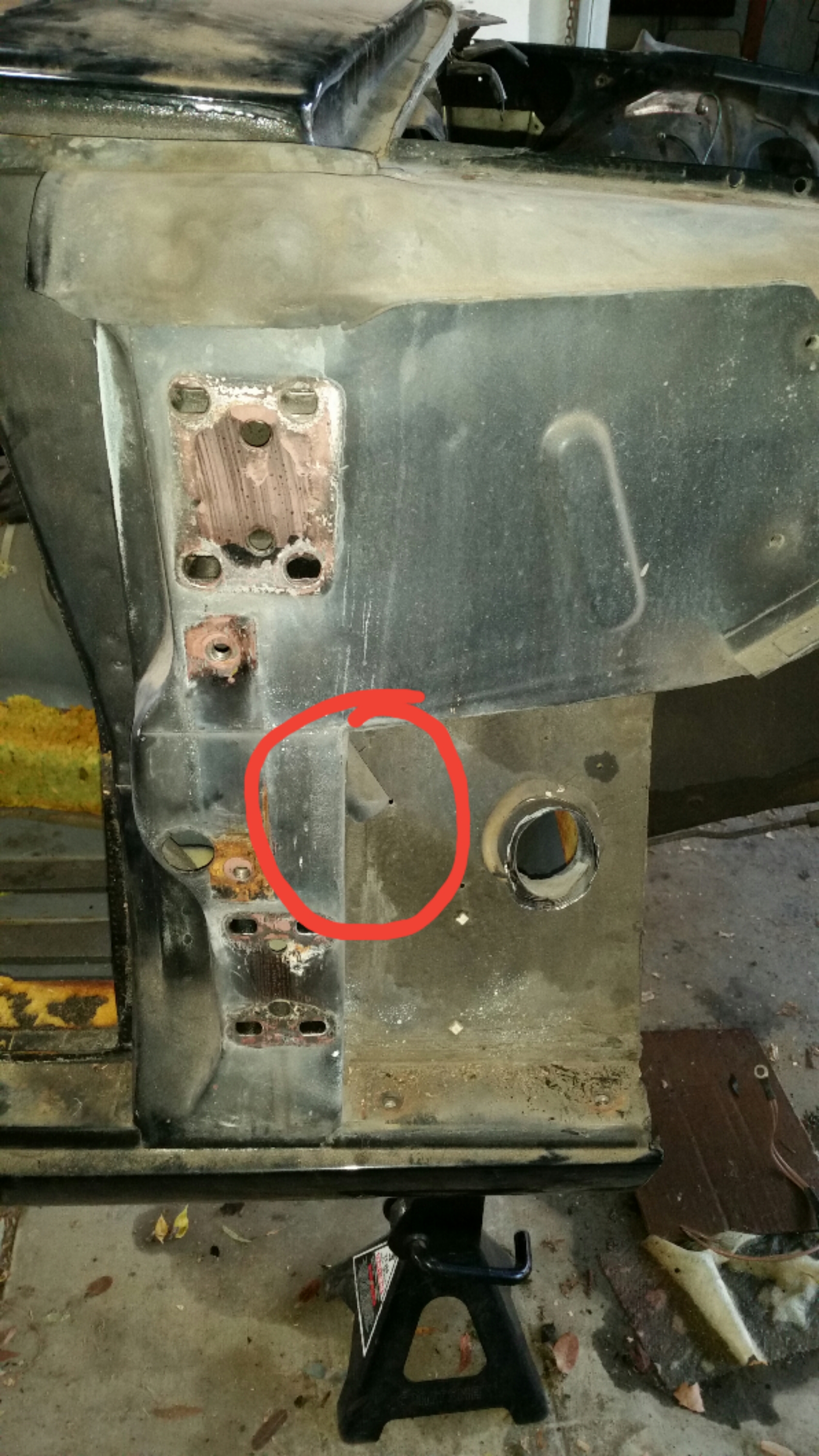 Front Windshield Channel Rust 1987 XJ6 - XJ - Jag-lovers Forums