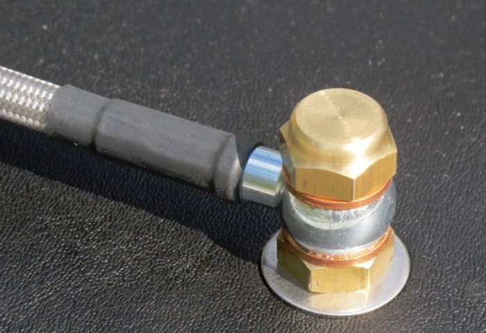 Sng Barratt remote rear brake bleeder - E-Type - Jag-lovers Forums