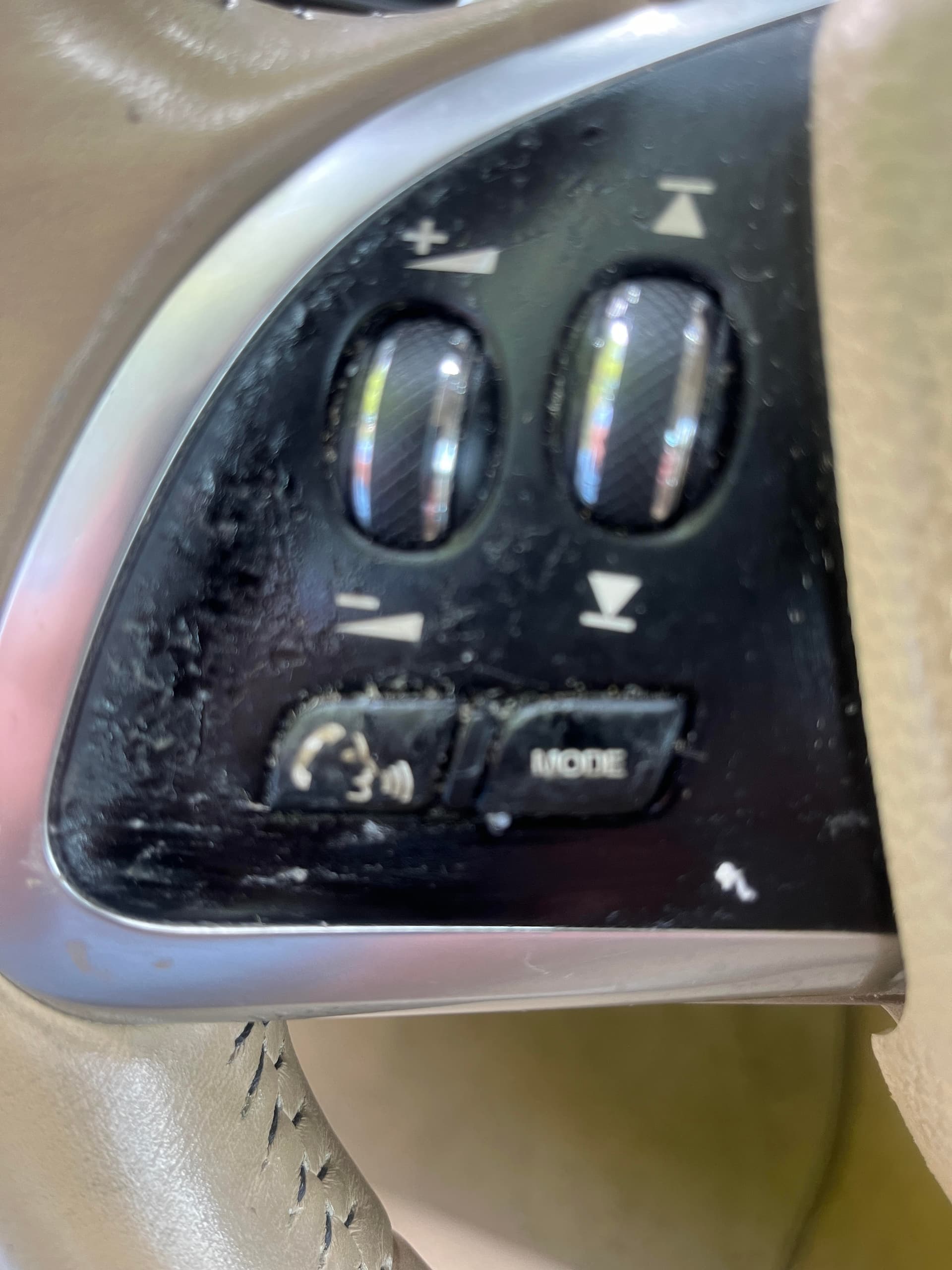 "Sticky" controls on 2014 XK - X150 - Jag-lovers Forums