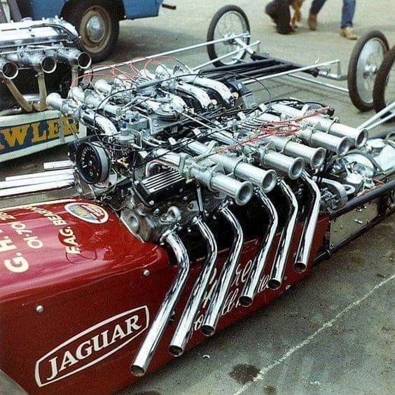 Jaguar 12 Cylinder Engine