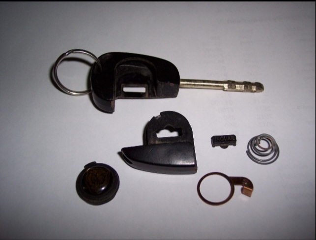 Replacement parts for the lighted key assembly - XJ-S - Jag-lovers Forums