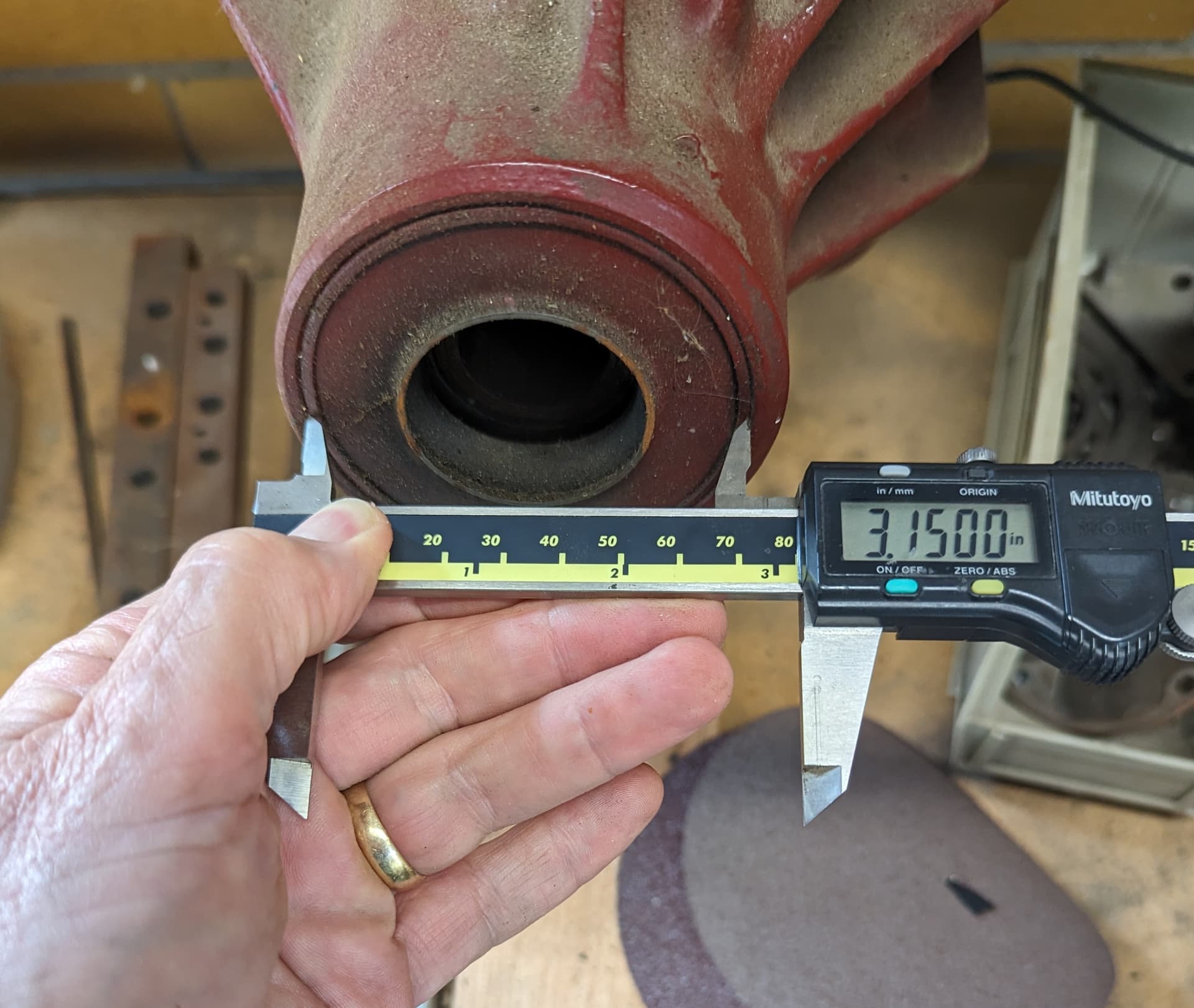 Pinion seal measurements and dash tach removal - XK - Jag-lovers Forums