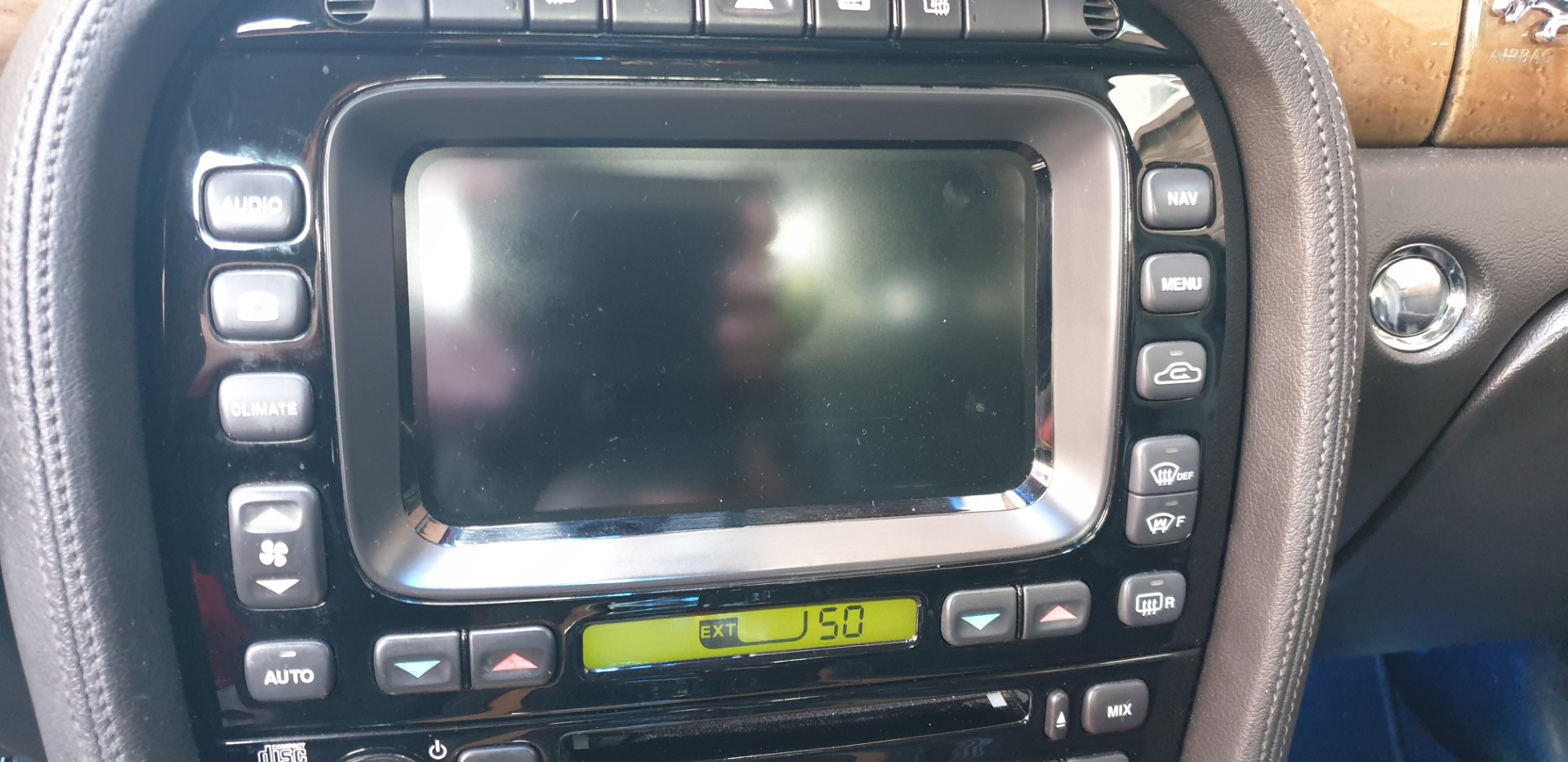 Black screen x350 2003 - X300 - Jag-lovers Forums