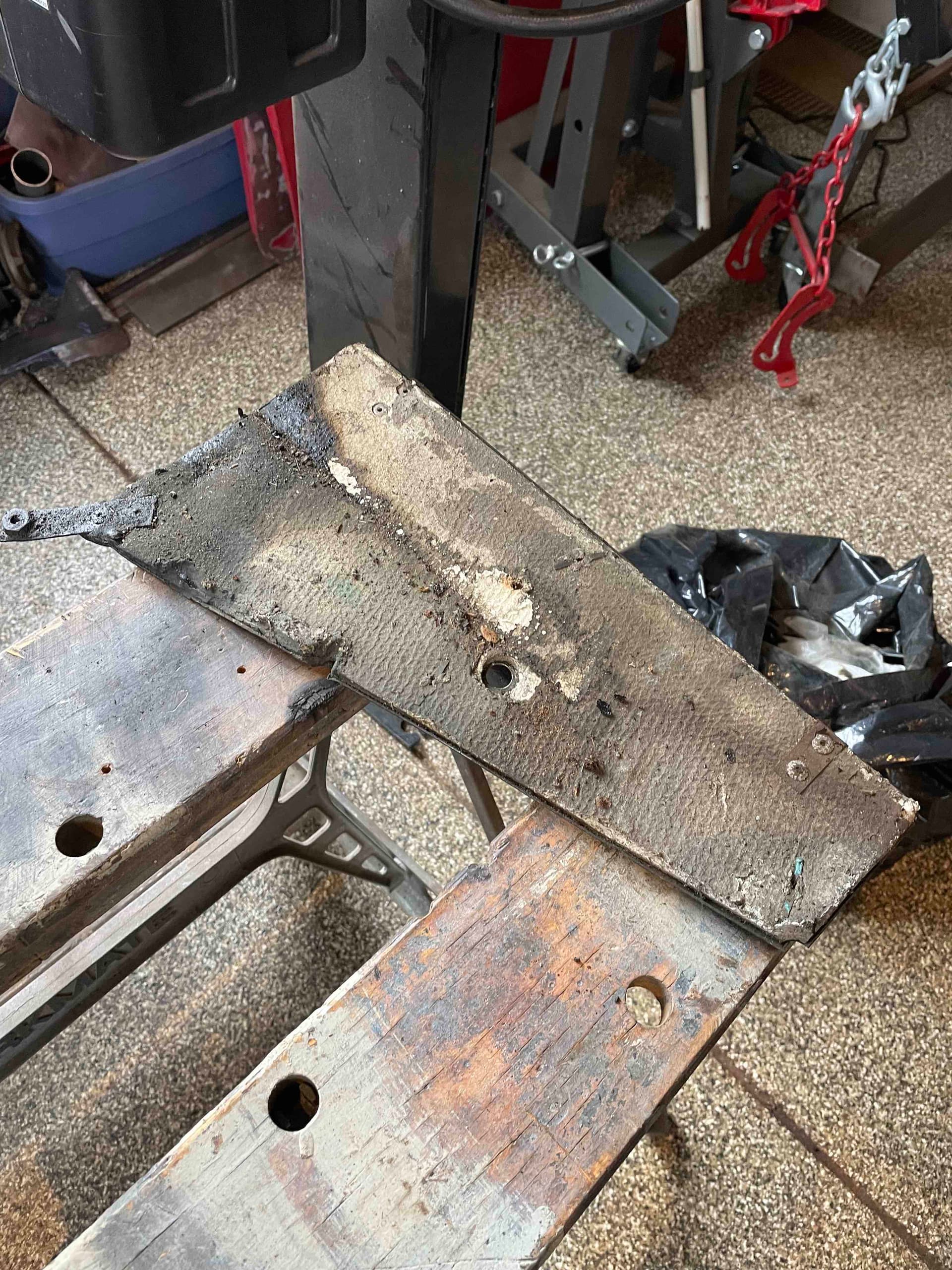 Is this what I think it is? (Mystery asbestos pad) - E-Type - Jag ...