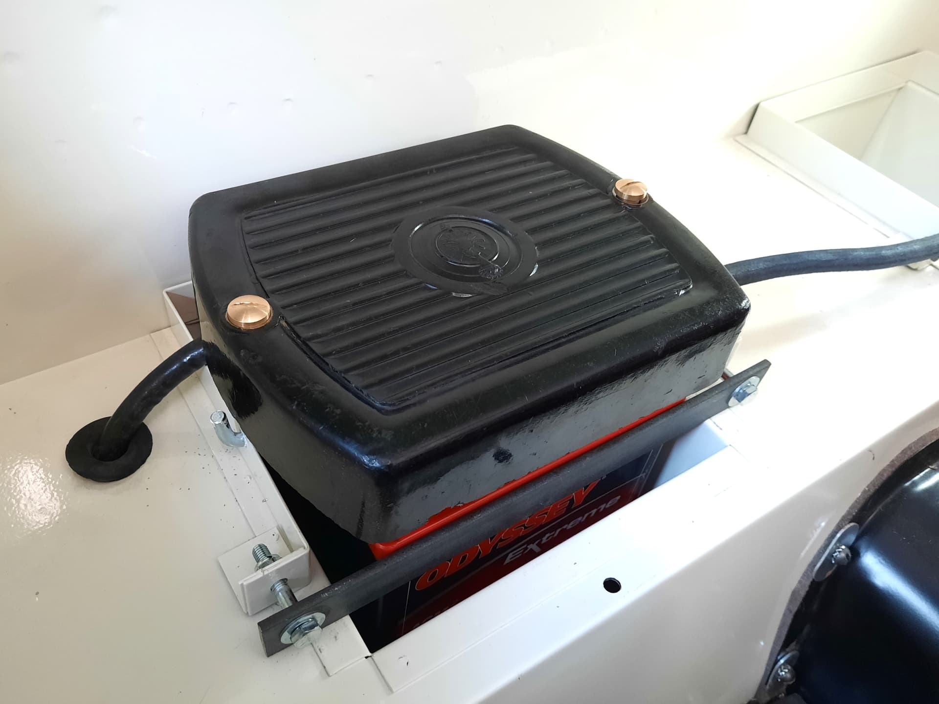 XK120 battery clarification - XK - Jag-lovers Forums