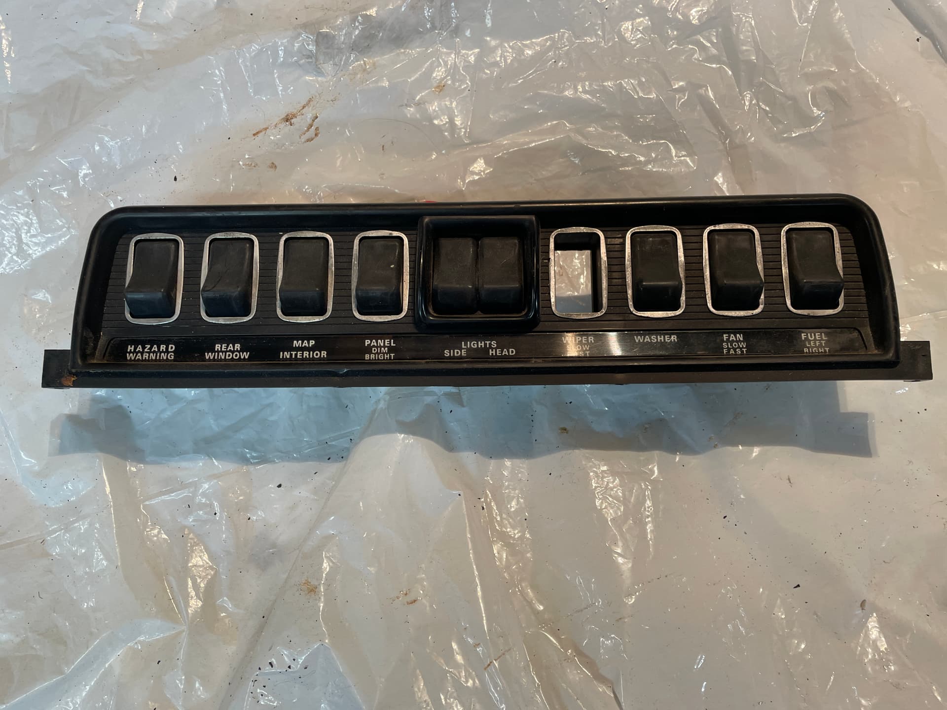 E Type S2/3 panels toggle switches - E-Type - Jag-lovers Forums