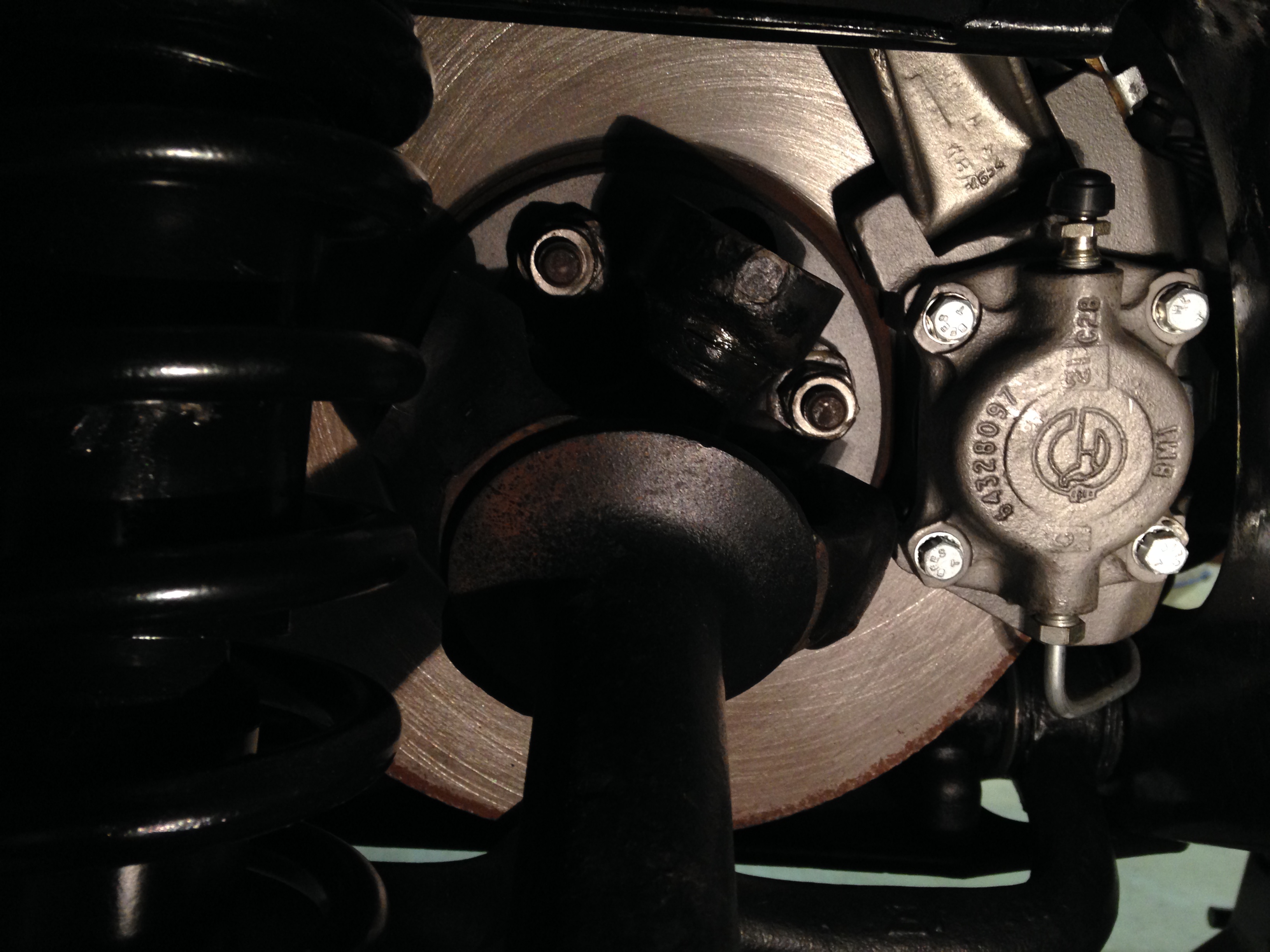 Remote bleeders and the calliper bleed screw - E-Type - Jag-lovers Forums