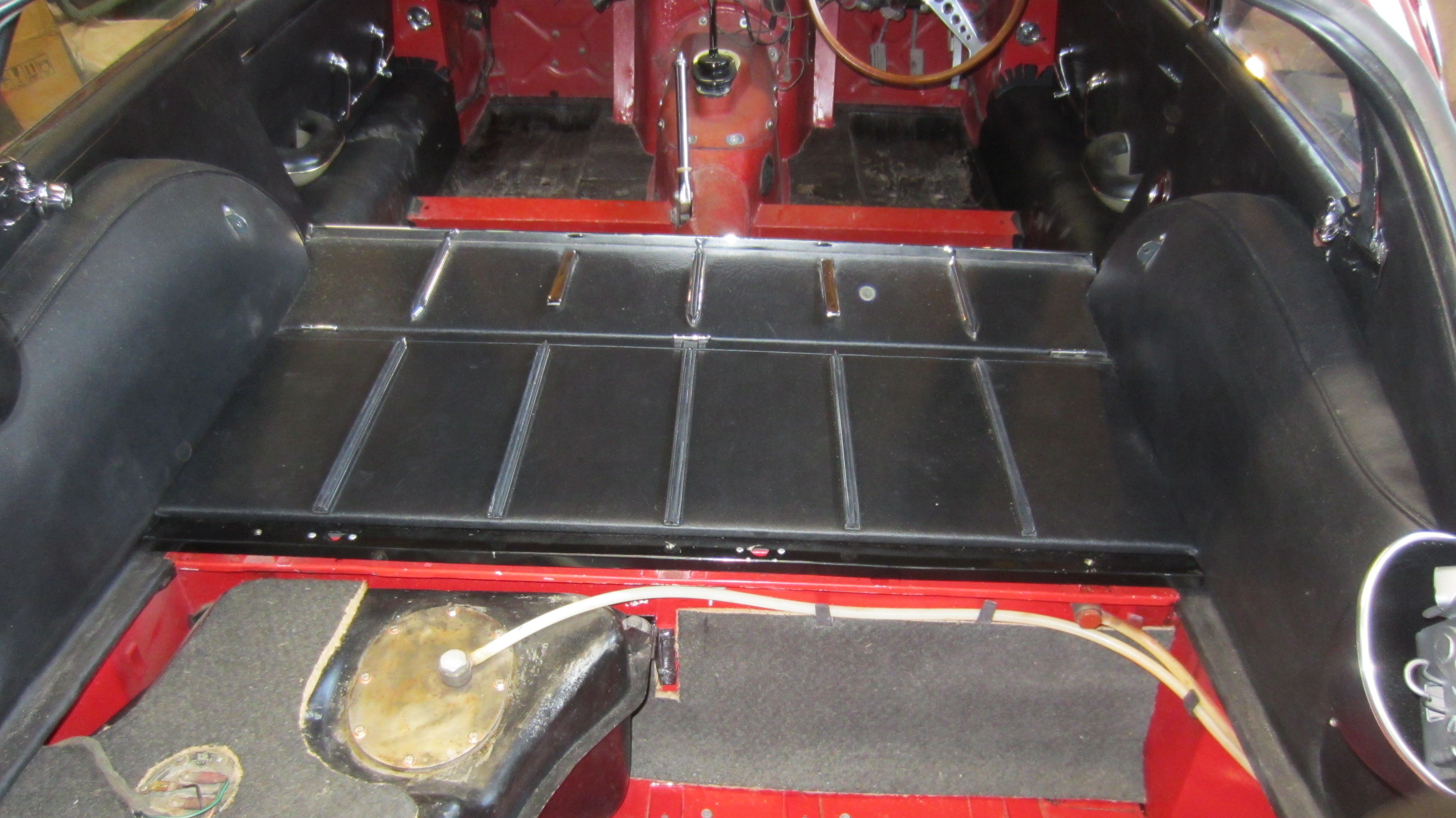 Boot hardware missing? - E-Type - Jag-lovers Forums