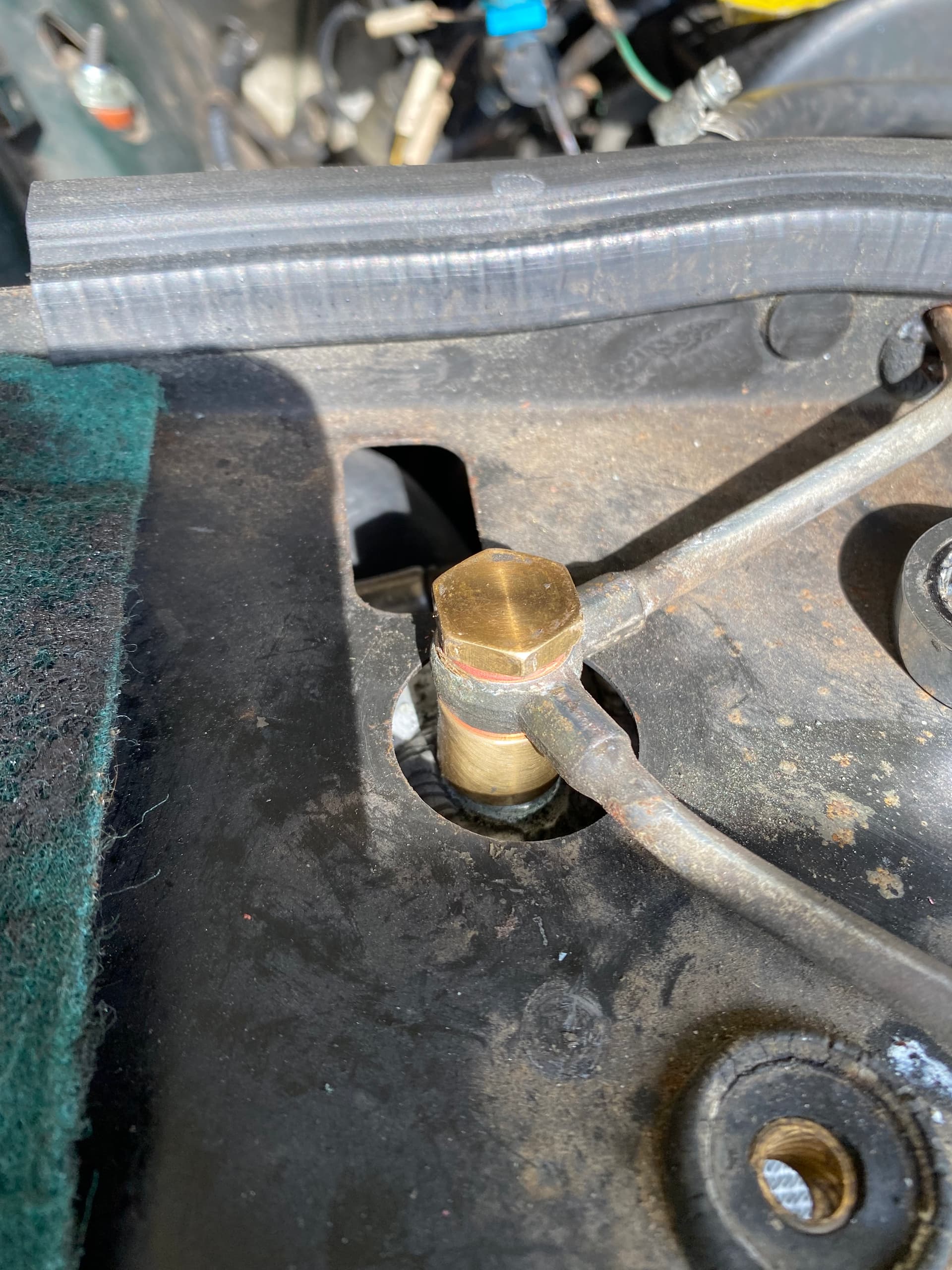 Leaking radiator banjo vent - XJ-S - Jag-lovers Forums