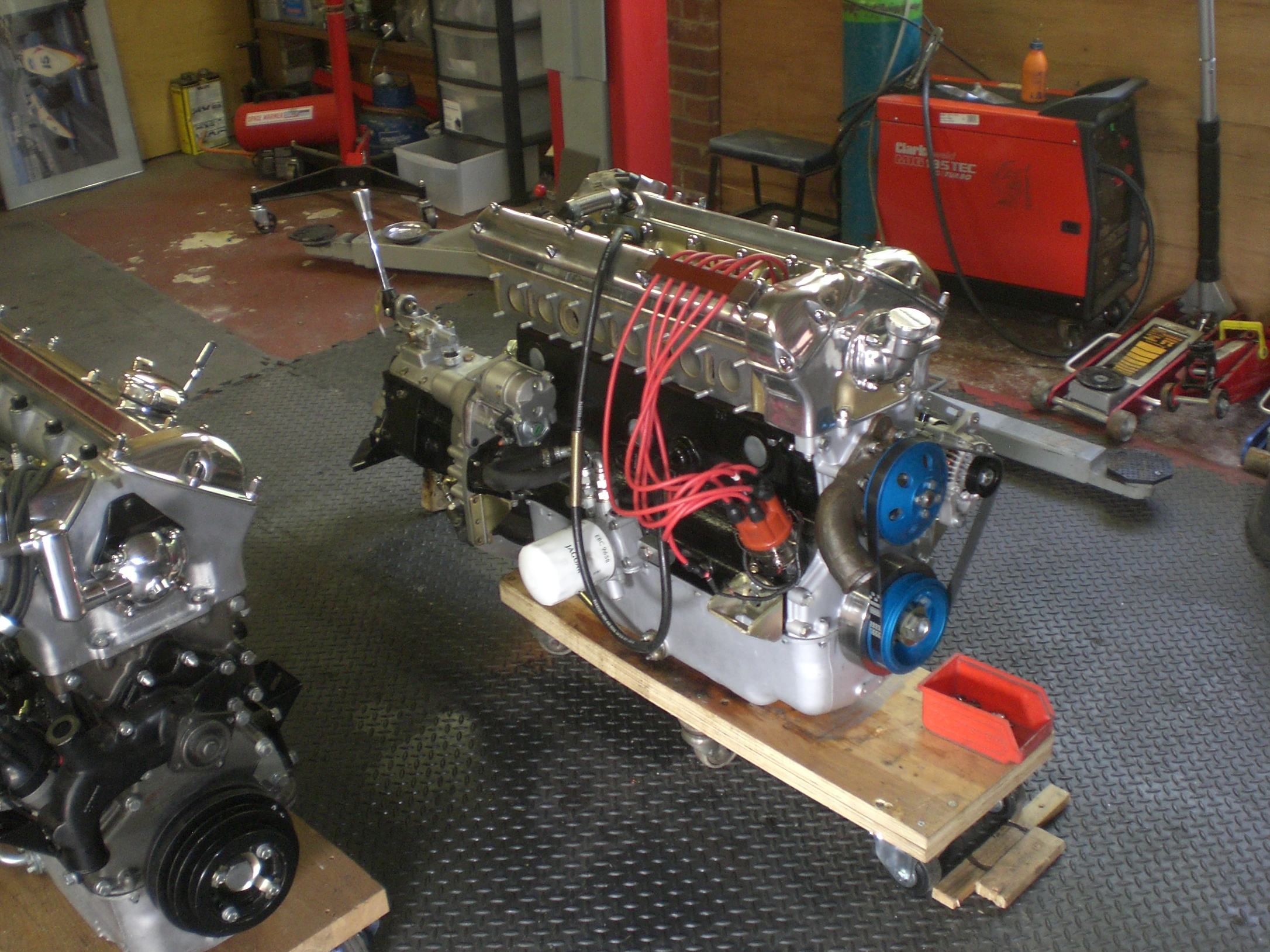 How about some straight 6 engine pics? - E-Type - Jag-lovers Forums