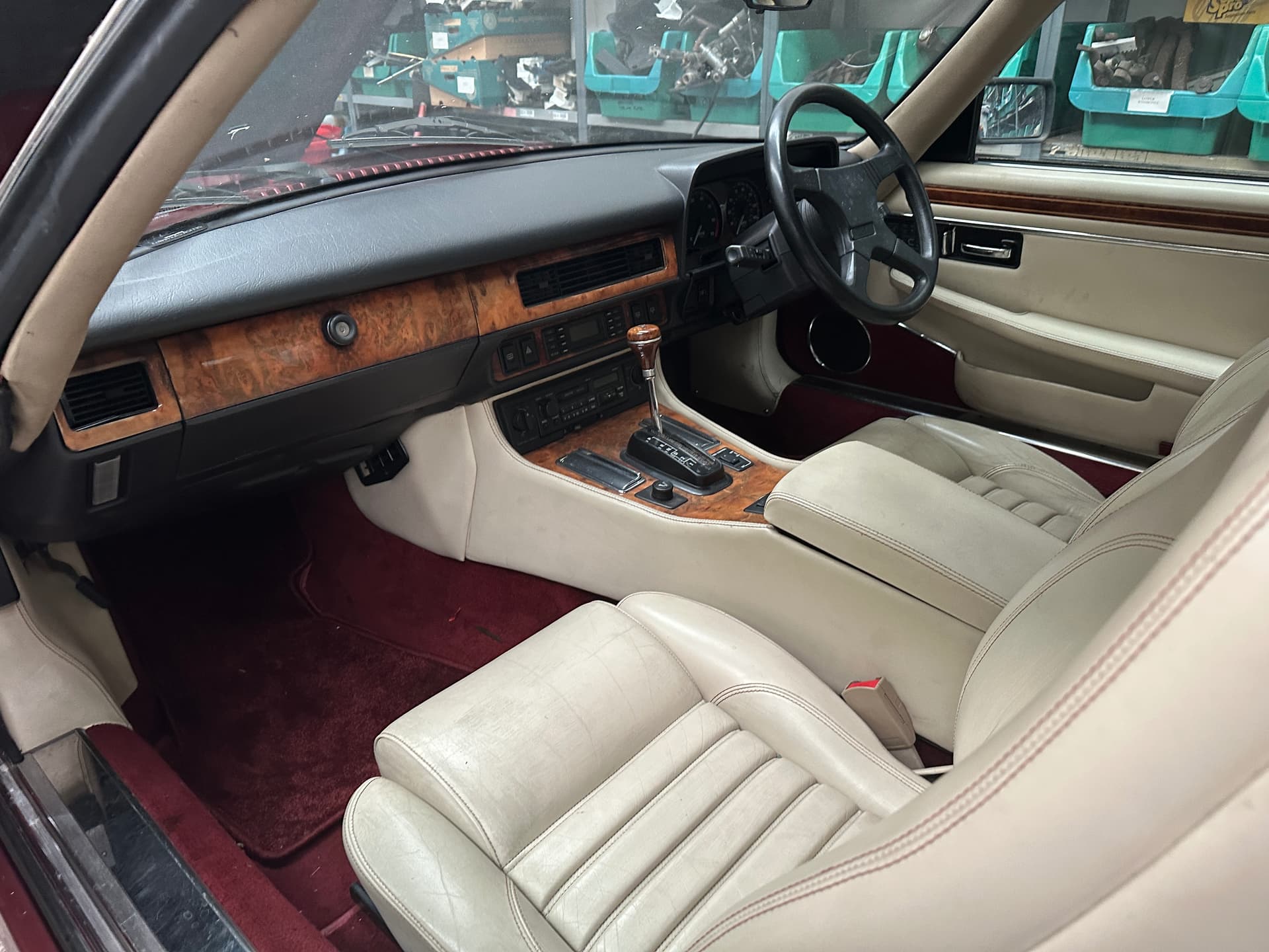 Project: 1992 XJR-S 6.0 Aftermarket ECU, Manual Box and perhaps ITB's ...