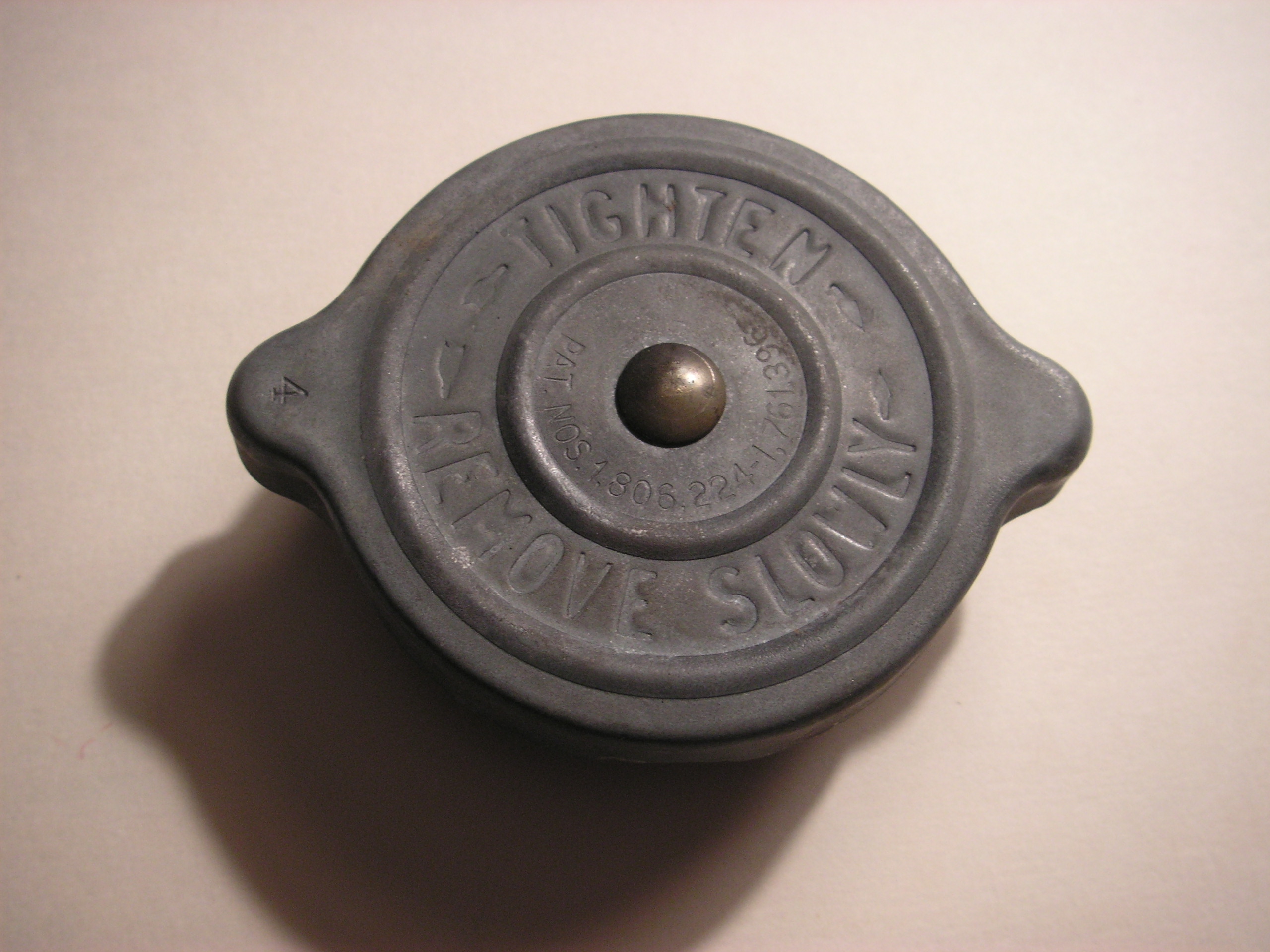 Radiator cap 120 early 140 - XK - Jag-lovers Forums