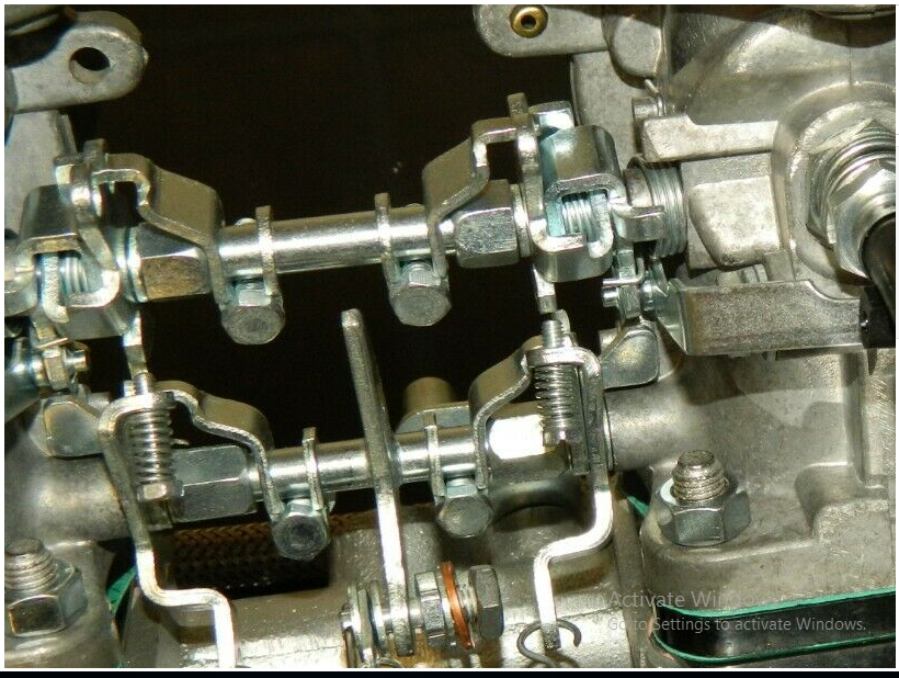 Triple HS8 on 420G manifold, with manual chokes - Saloons - Jag-lovers ...