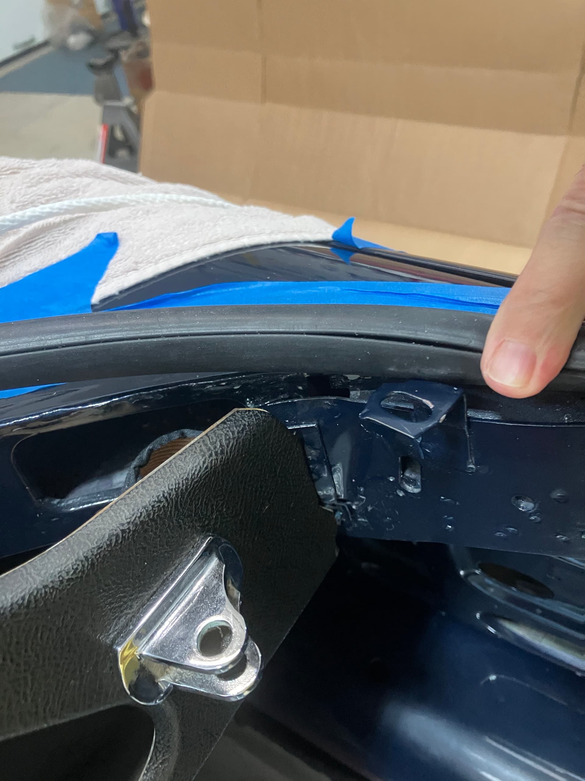 Windscreen gasket and screen insert strip. (windshield) - Page 2 - E ...