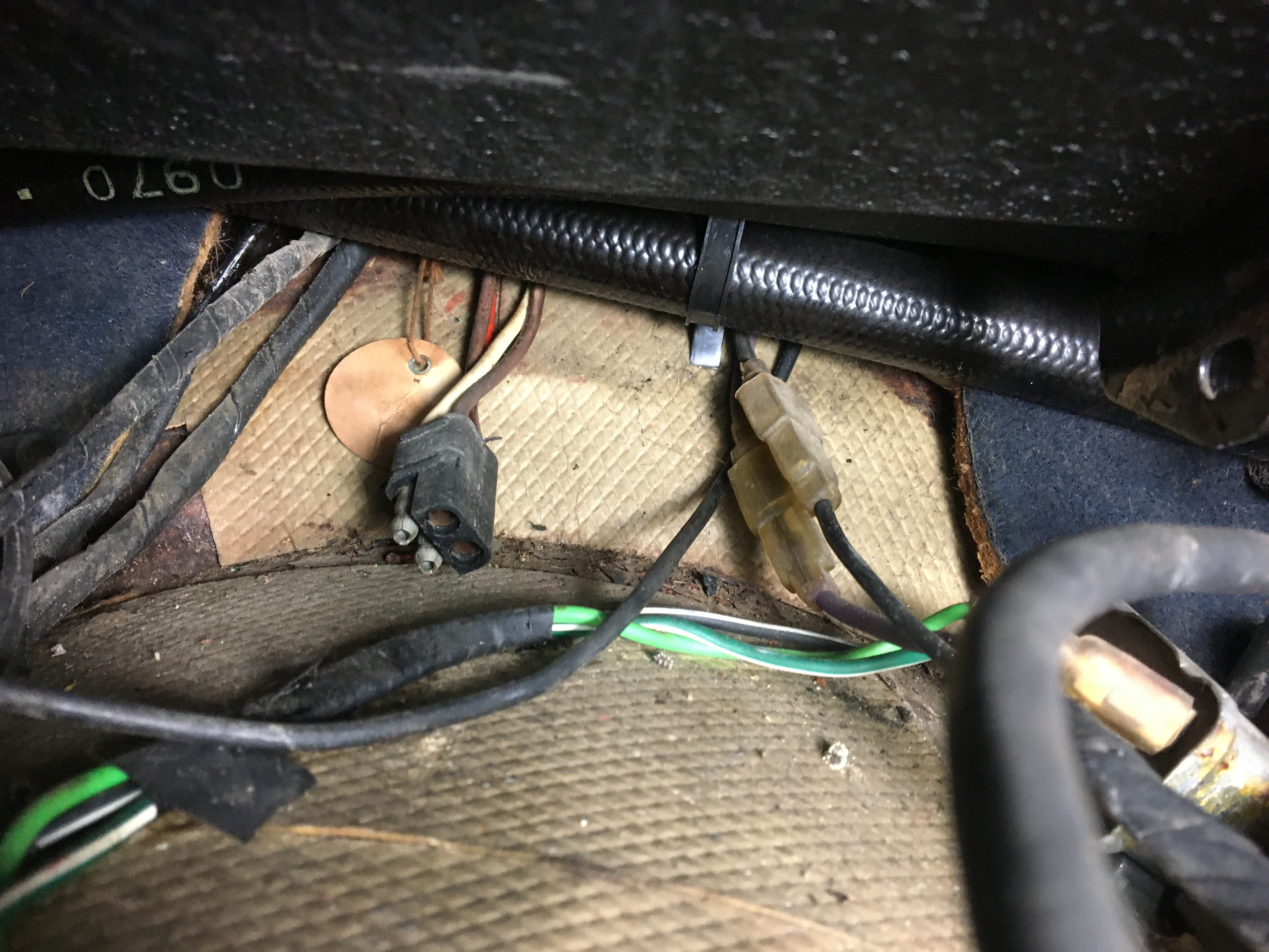 Extra Wires in the Boot: For What Purpose? From Where? - E-Type - Jag ...