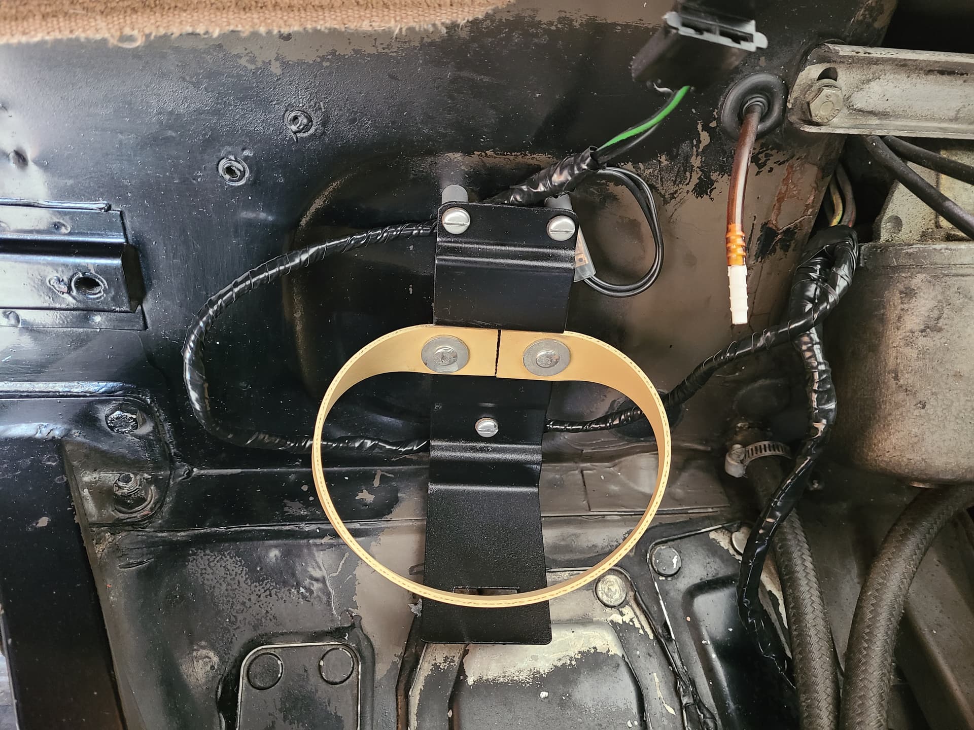 What are these wires for? - E-Type - Jag-lovers Forums