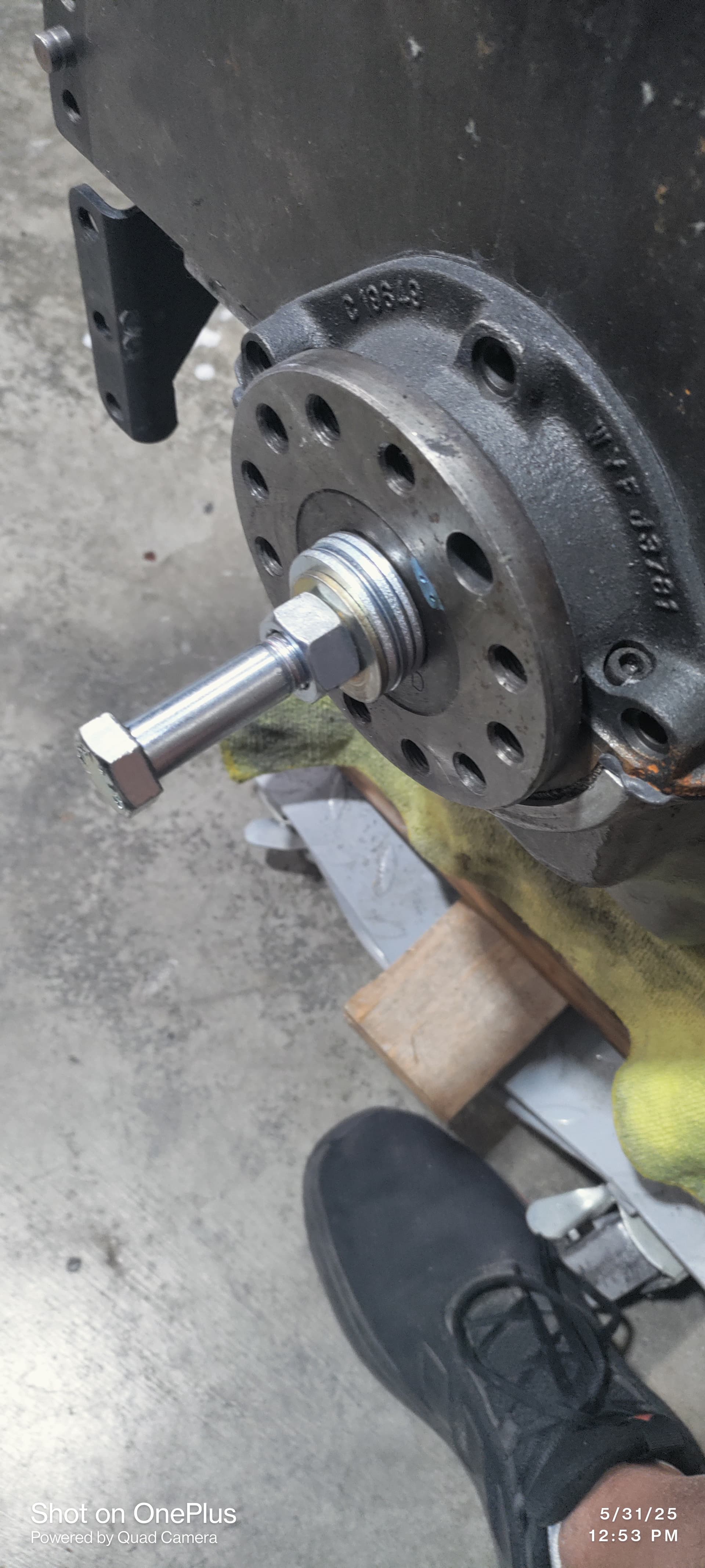 How to remove and replace the pilot bushing - E-Type - Jag-lovers Forums