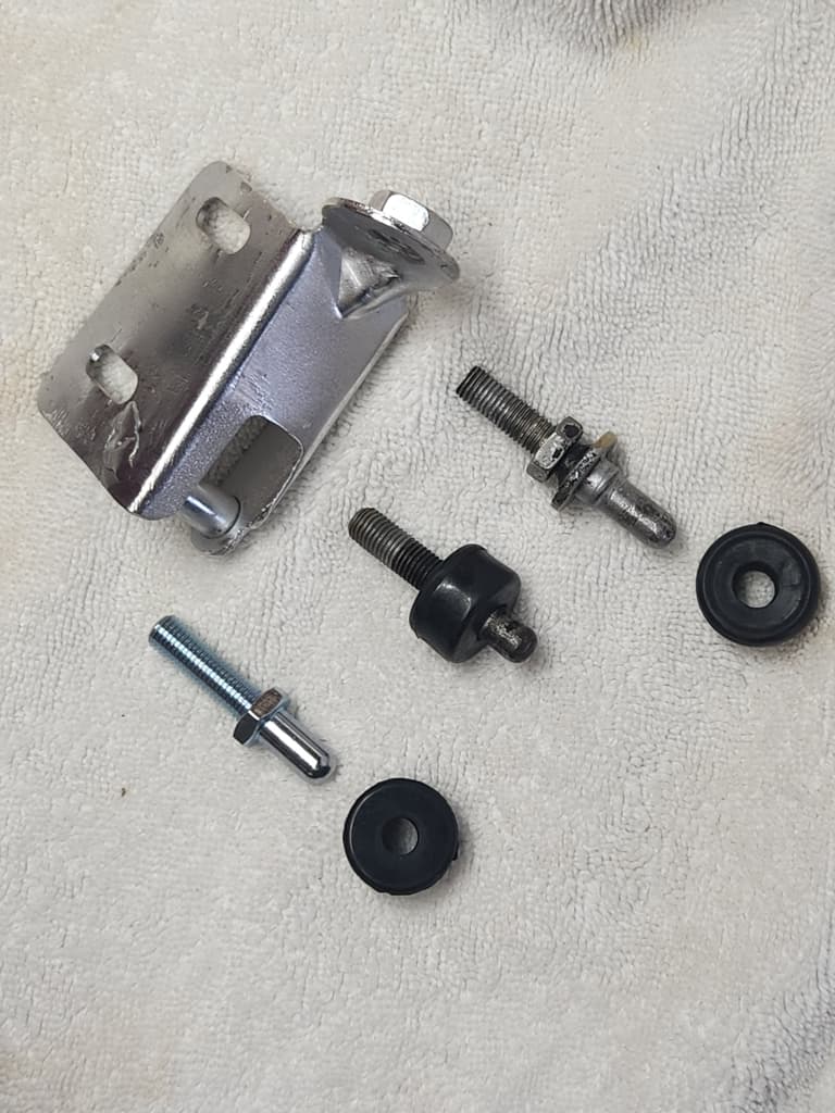Bonnet Latch correct Stud/cushion - E-Type - Jag-lovers Forums