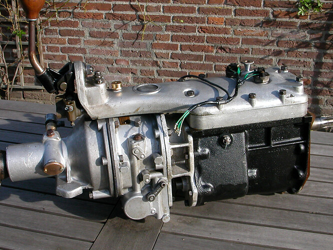 Leaky Moss box, within limits? - XK - Jag-lovers Forums