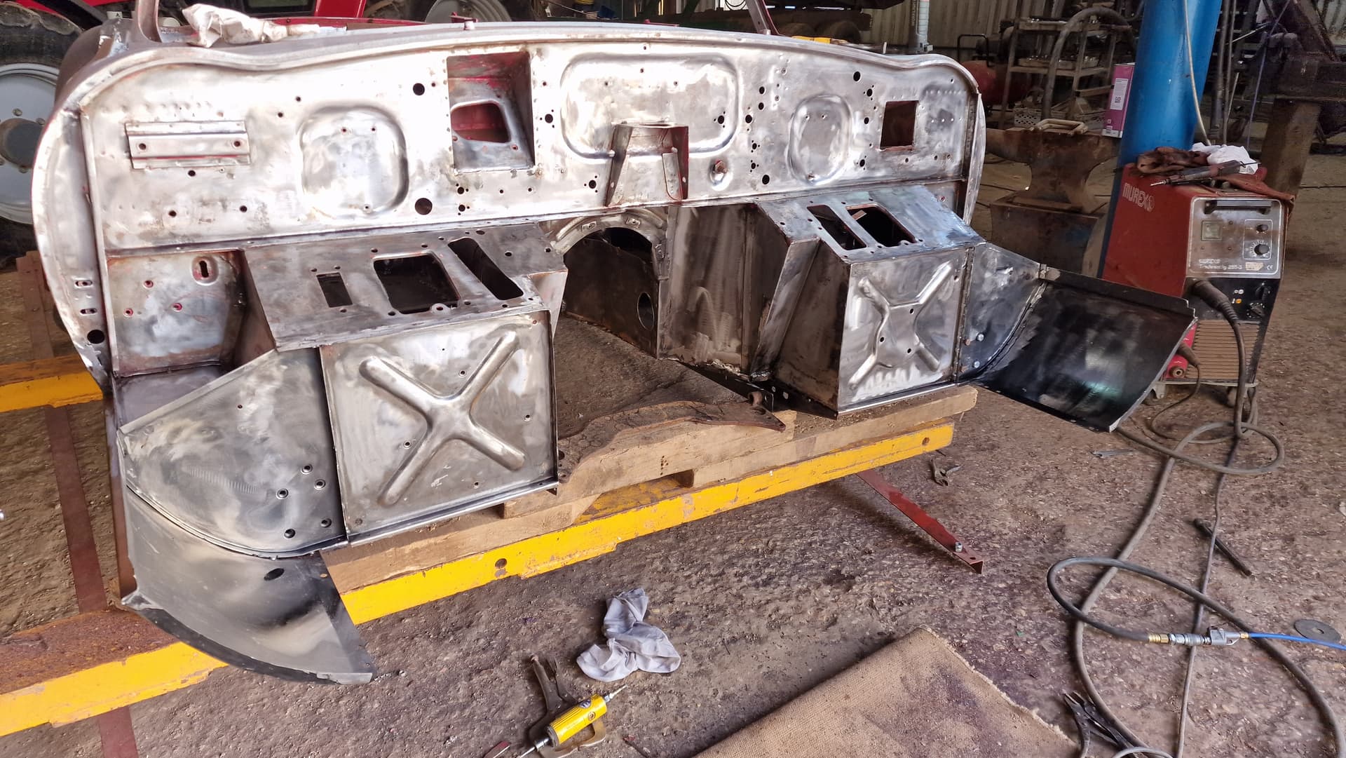 64 S1 E-type roadster restoration - E-Type - Jag-lovers Forums