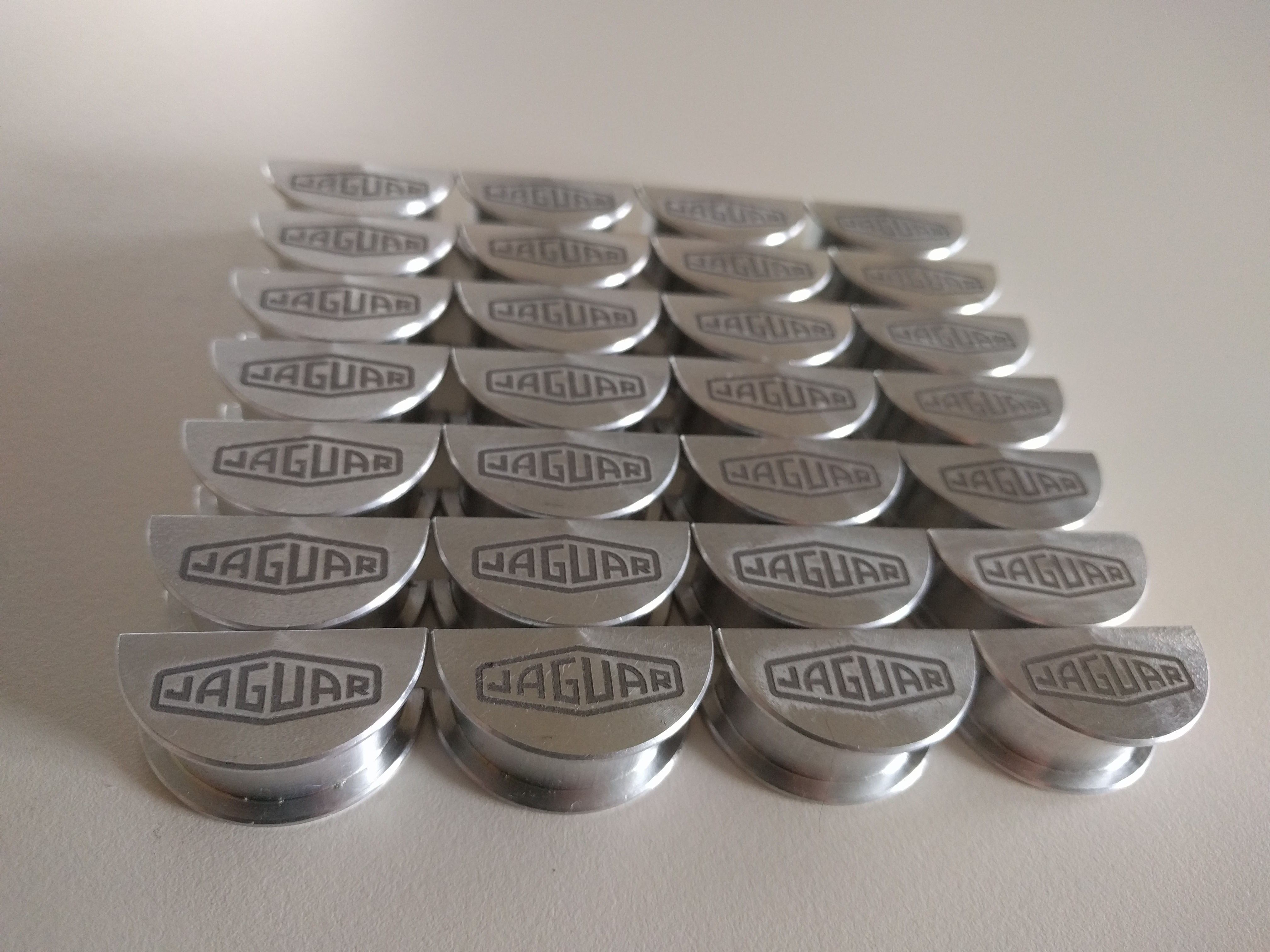 Aluminium half moon seals for V12 - V12-Engine - Jag-lovers Forums