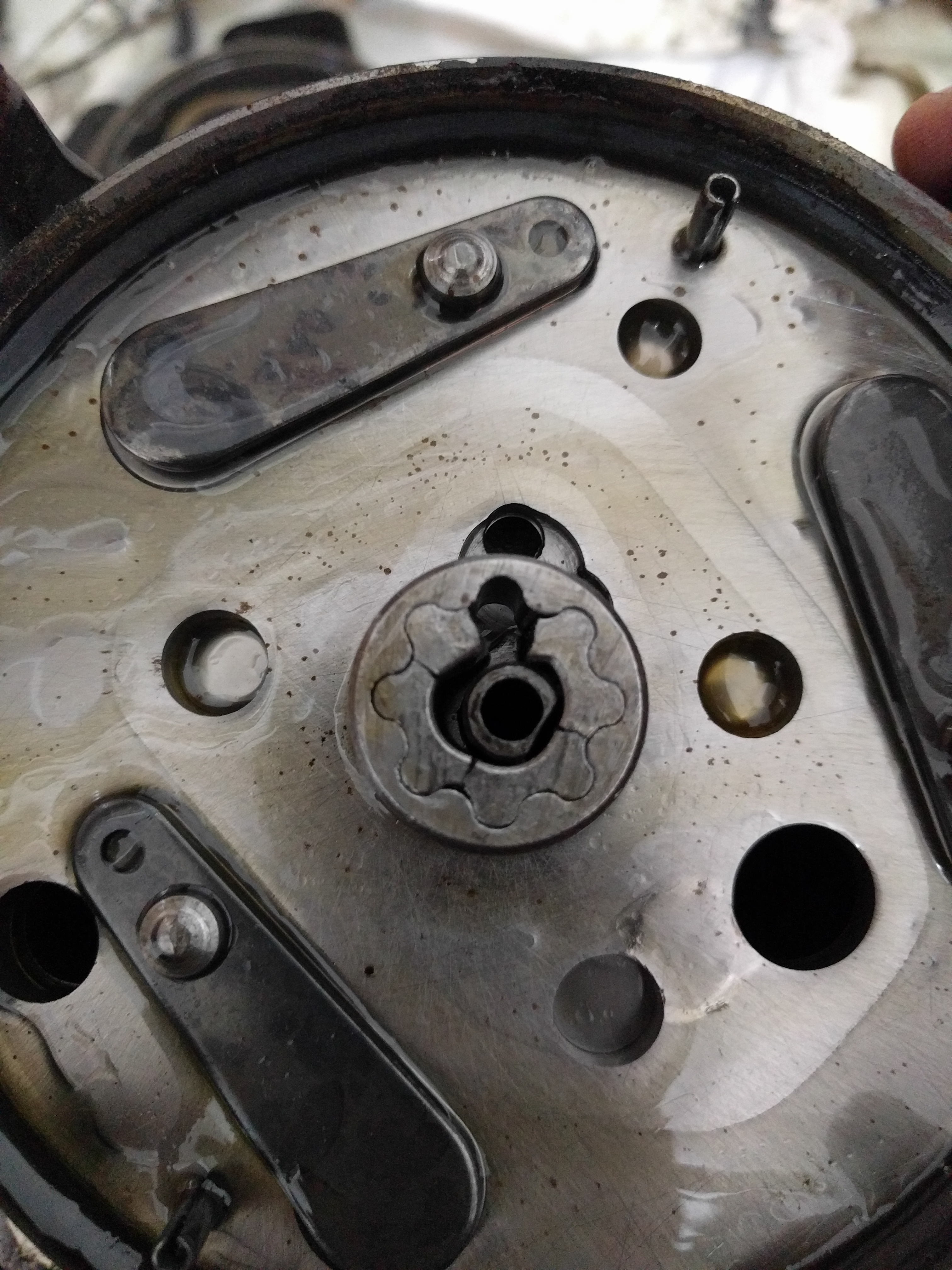 Harrison A6 compressor oil pump failure - XJ-S - Jag-lovers Forums