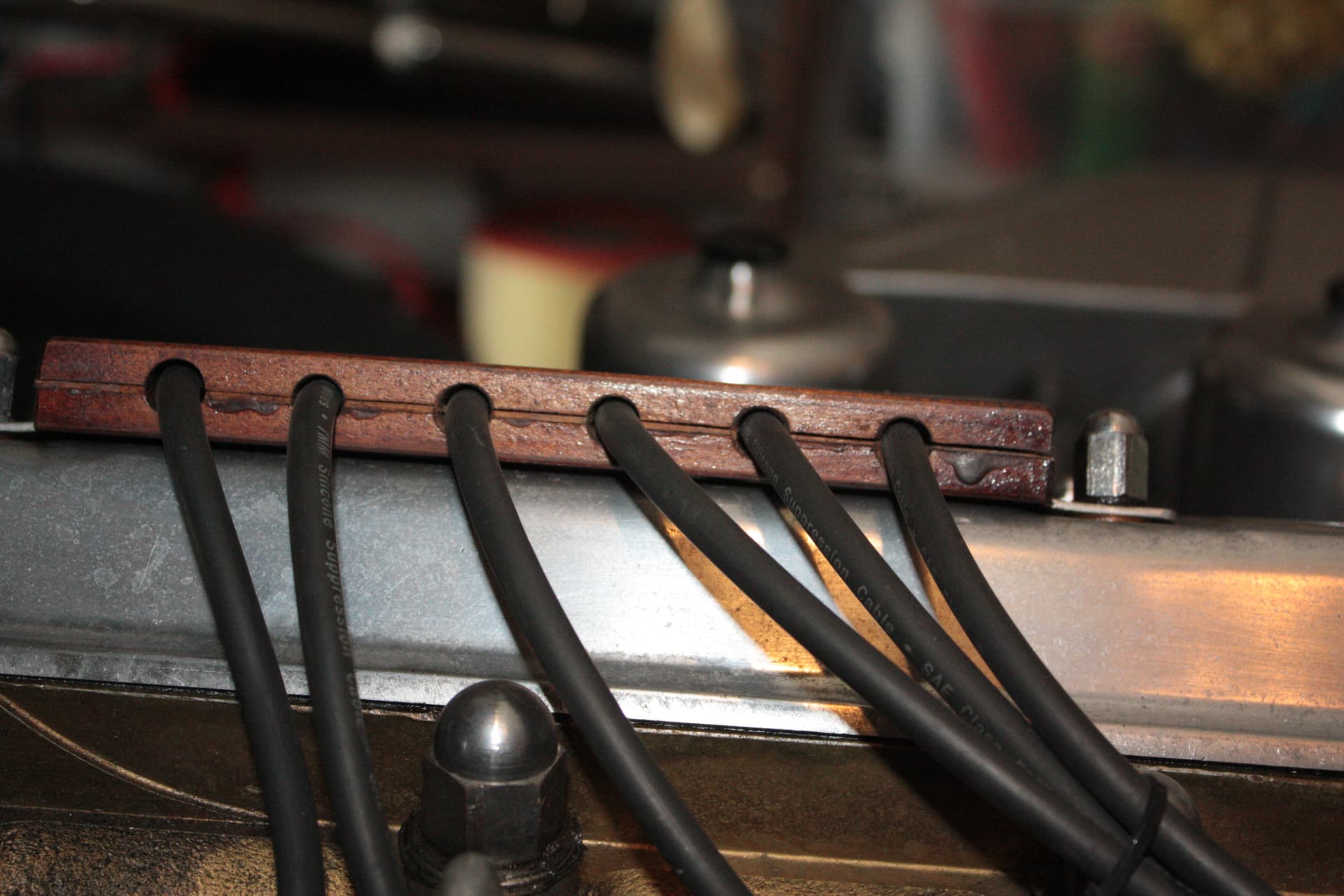 Great New Ignition Lead Holder - E-Type - Jag-lovers Forums