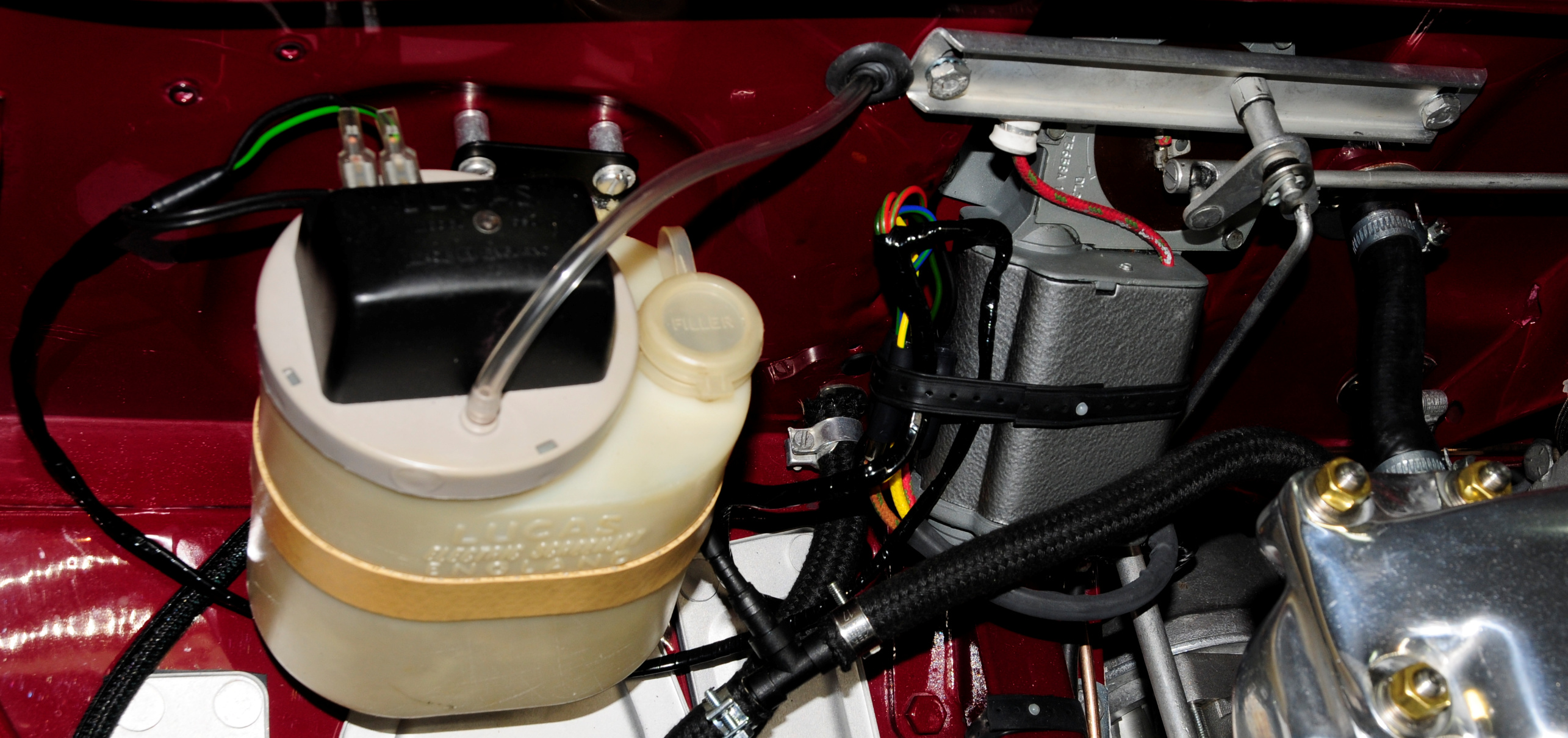 Help! Where do the wires go? - E-Type - Jag-lovers Forums