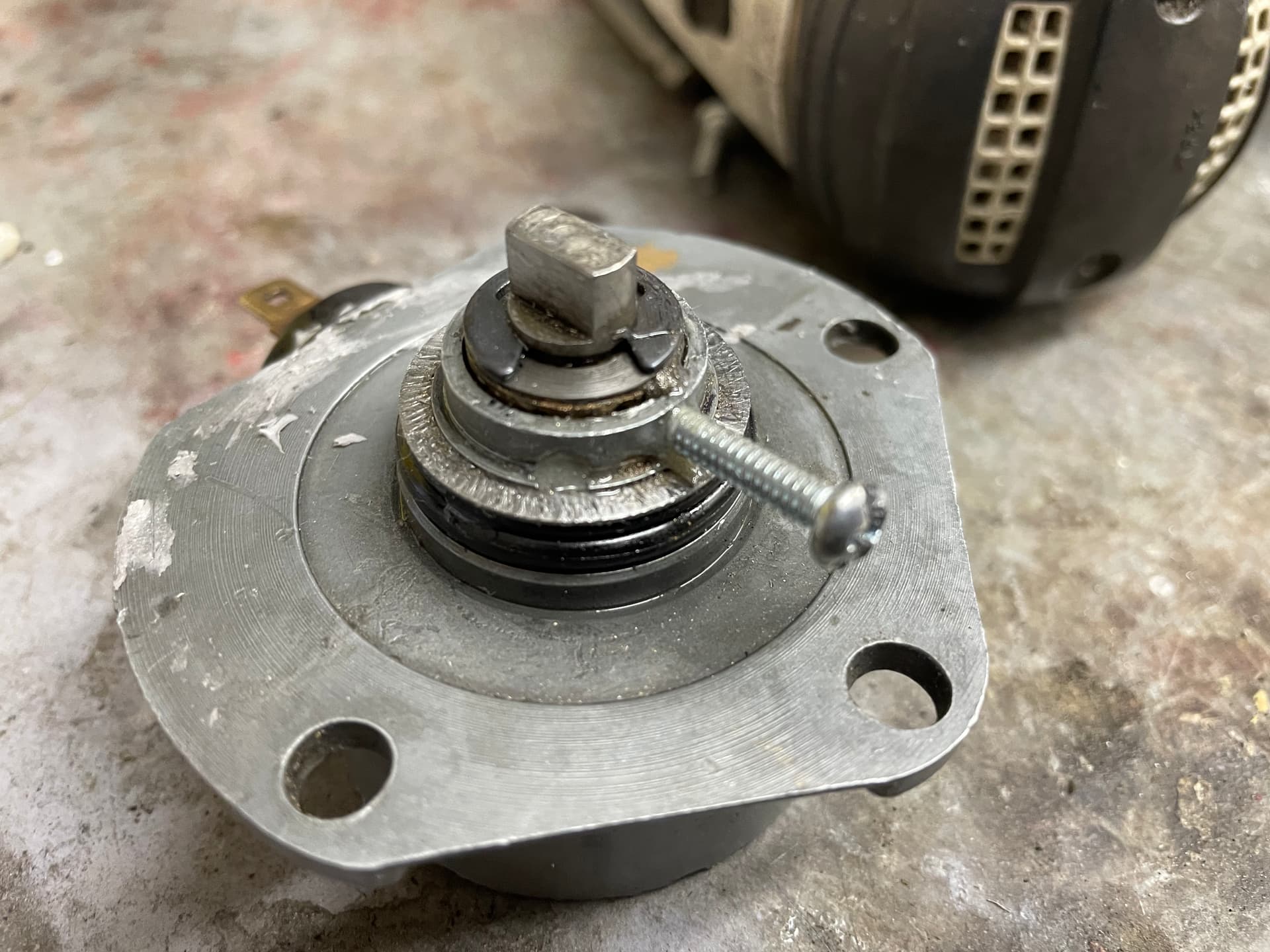 Tach drive dog install - E-Type - Jag-lovers Forums