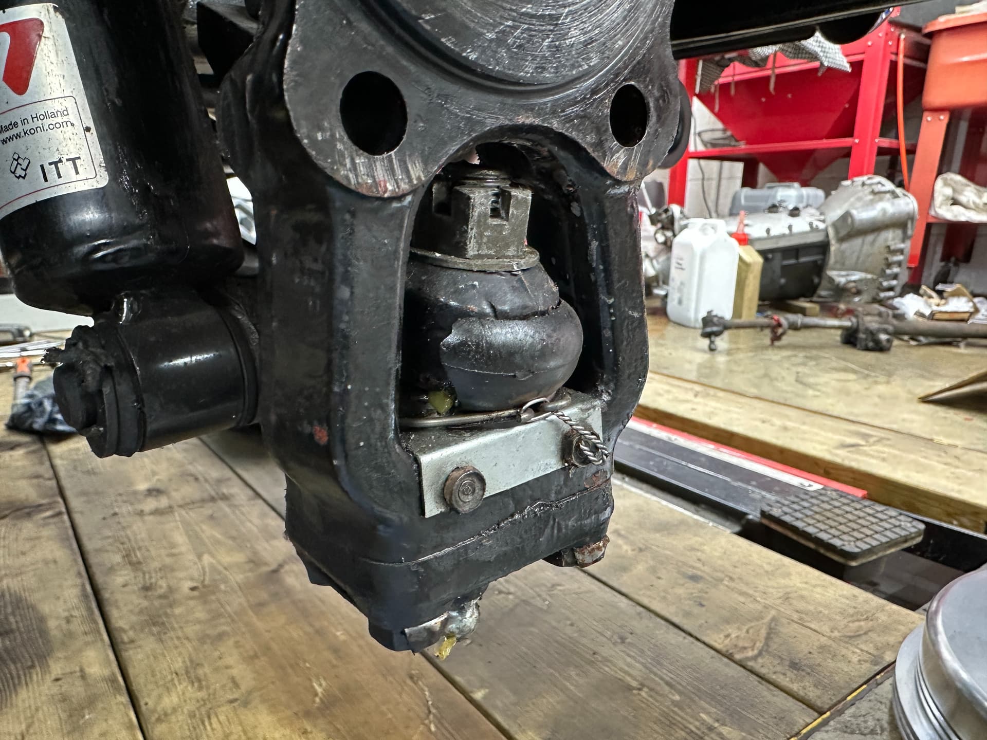 140/150 lower balljoint gaiters - XK - Jag-lovers Forums