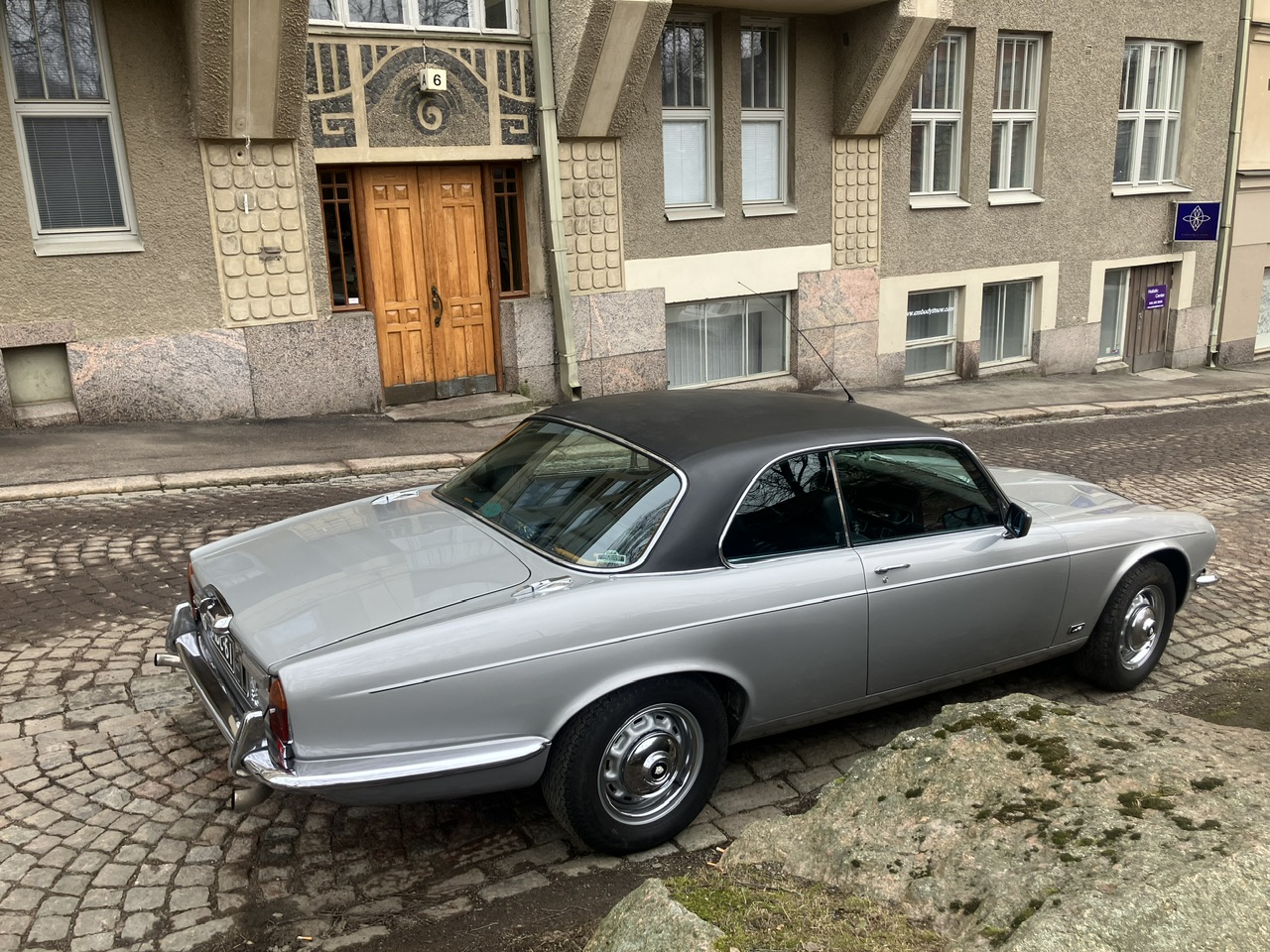 Coupe Rear Side Window Rubbers - XJ - Jag-lovers Forums